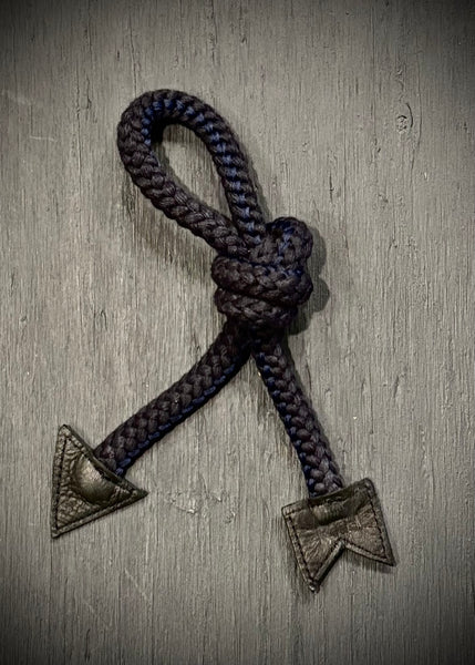 RTH ROPE ARROW CINCHER - BLACK & NAVY W/BLACK